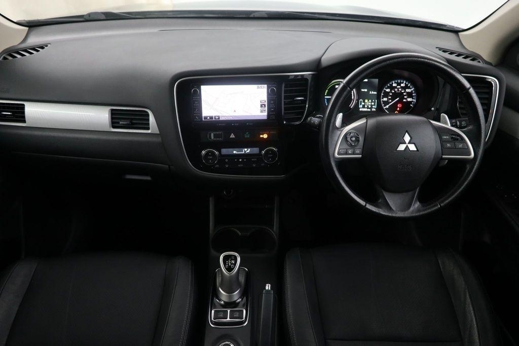 MITSUBISHI OUTLANDER PHEV GX 4H