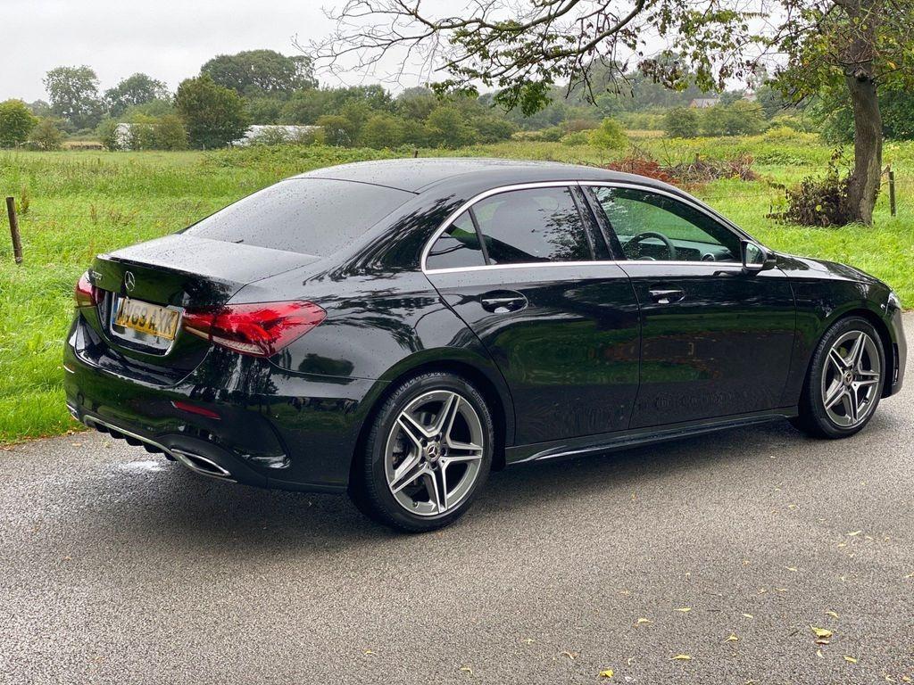 MERCEDES A-CLASS A 200 AMG LINE