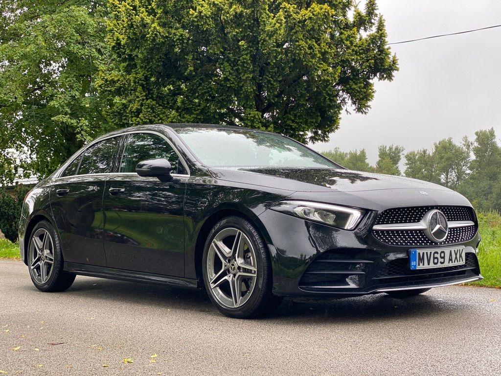 MERCEDES A-CLASS A 200 AMG LINE